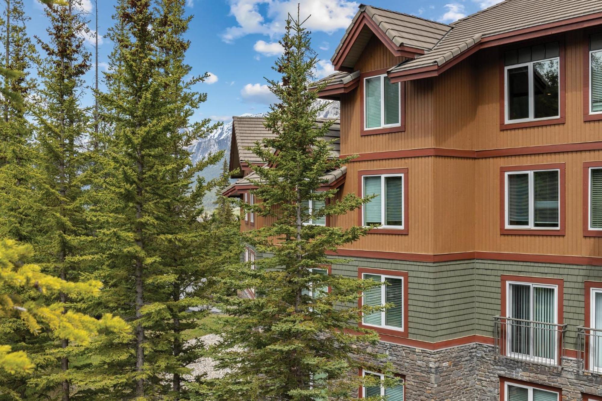 WORLDMARK CANMORE-BANFF | CANADA | SEASON DEALS FROM $151