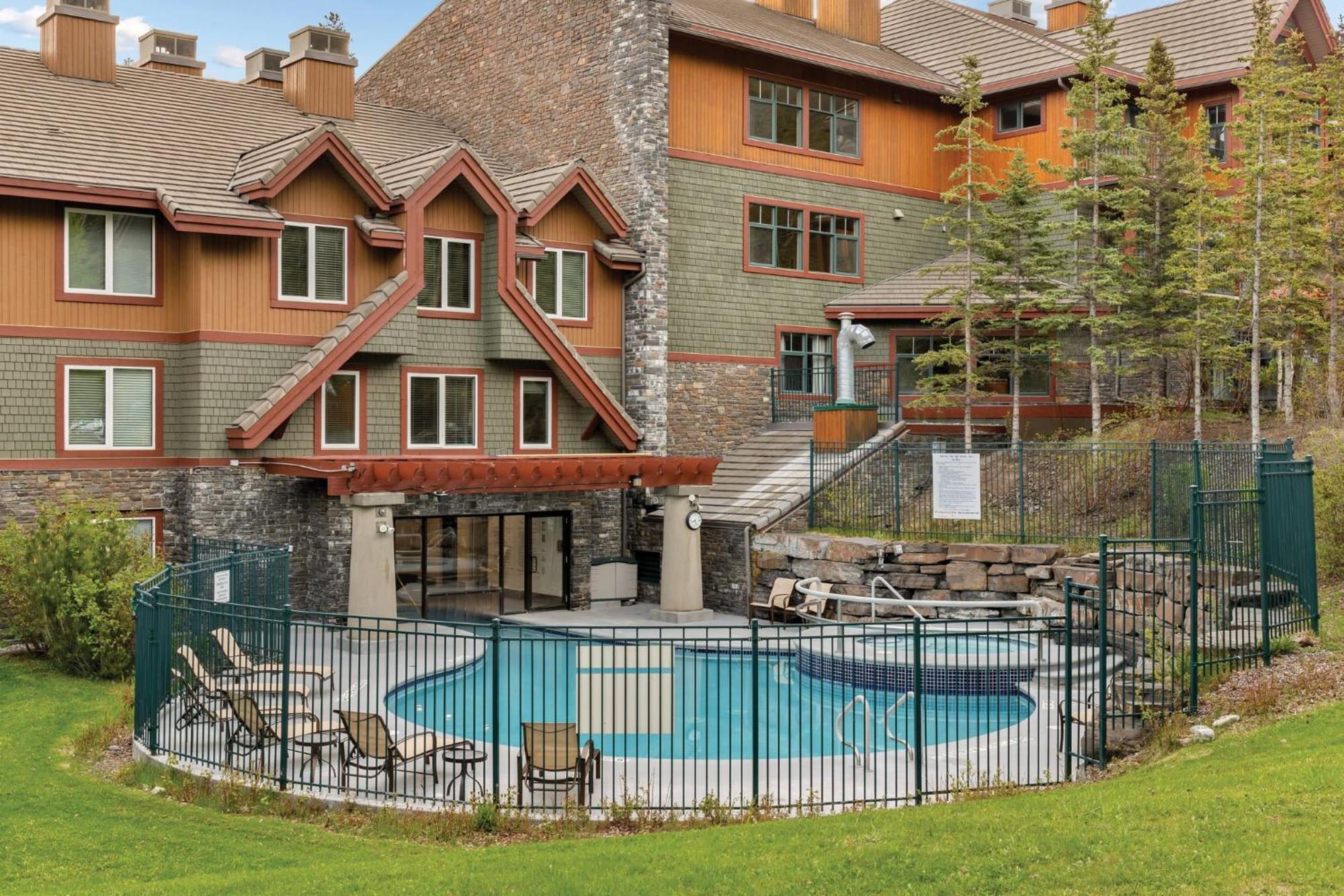 WORLDMARK CANMORE-BANFF | CANADA | SEASON DEALS FROM $151